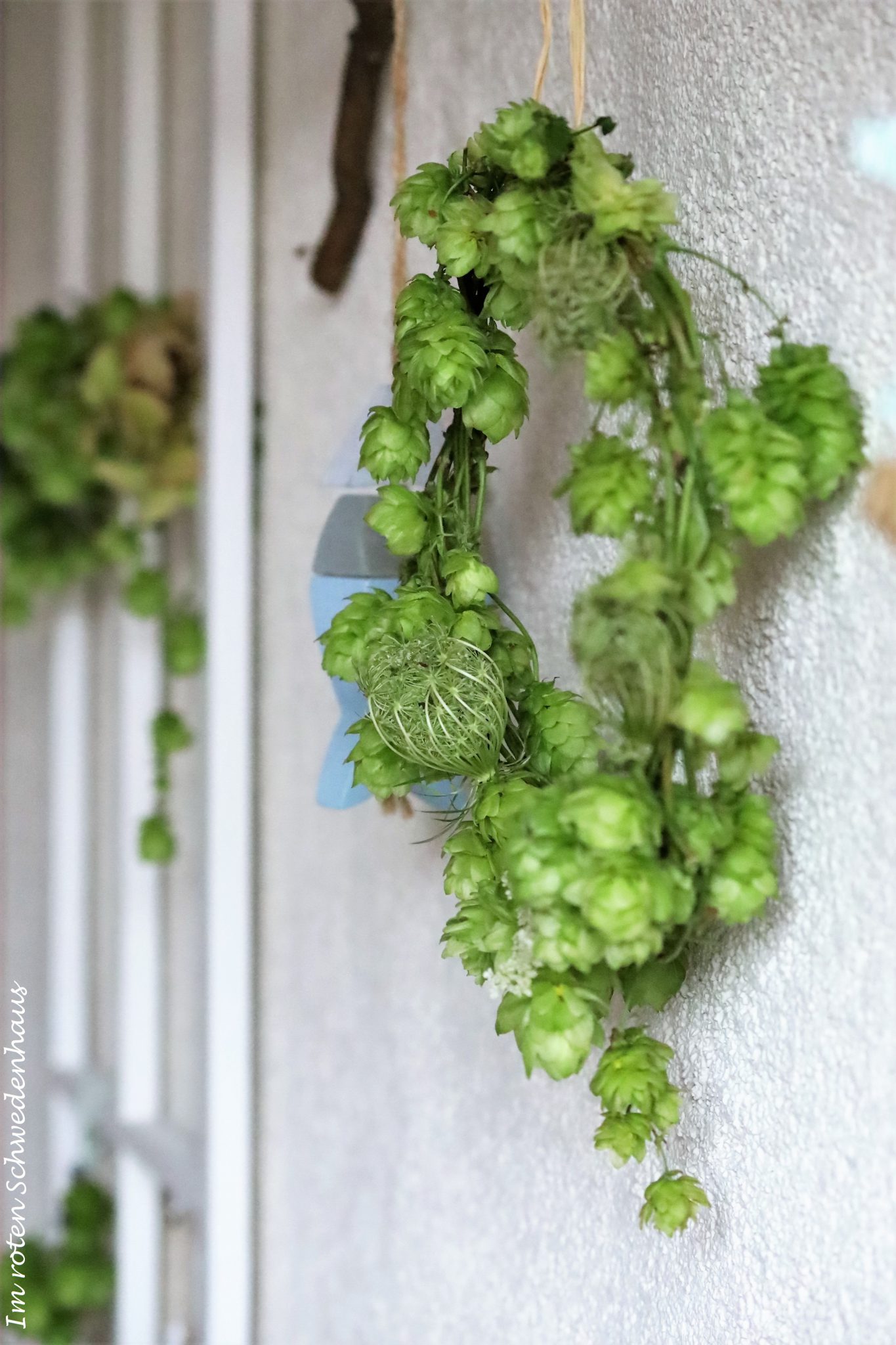 Spätsommerdeko mit Hopfen | Im roten Schwedenhaus